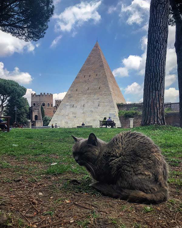 Everything you need to know about the Rome pyramid | Romewise